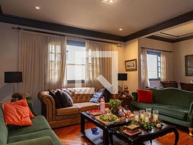 Casa à Venda Consolação, 4 Quartos, 230 m2