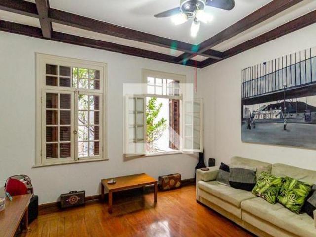 Casa à Venda Consolação, 5 Quartos, 240 m2