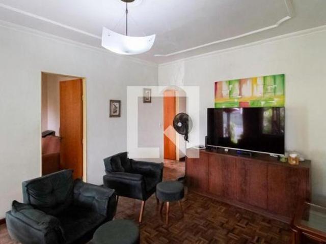 Casa à Venda Copacabana, 4 Quartos, 220 m² Belo Horizonte