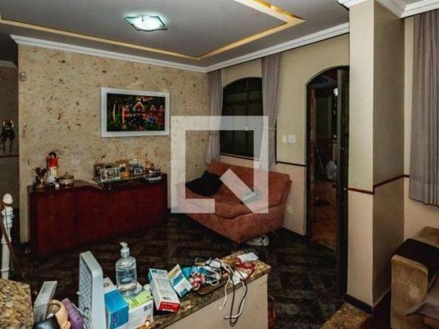 Casa à Venda Copacabana, 4 Quartos, 360 m² Belo Horizonte