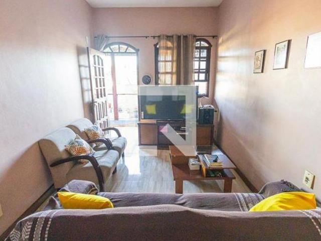 Casa à Venda Copacabana, 4 Quartos, 550 m² Belo Horizonte