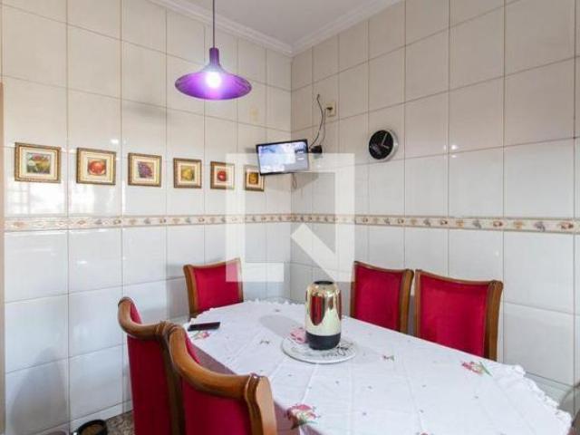Casa à Venda Copacabana, 5 Quartos, 380 m² Belo Horizonte