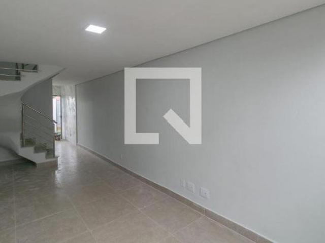 Casa à Venda Copacabana, 2 Quartos, 132 m² Belo Horizonte