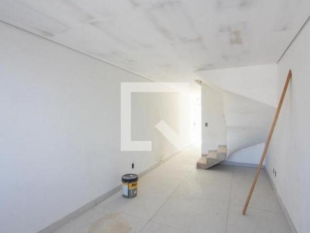 Casa à Venda Copacabana, 2 Quartos, 78 m² Belo Horizonte