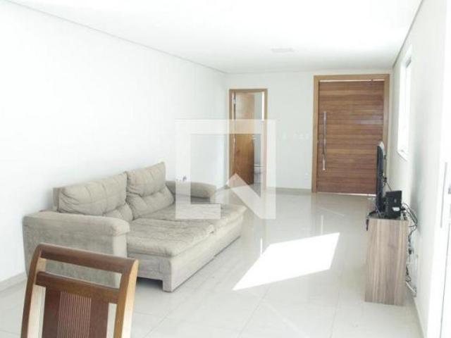 Casa à Venda Copacabana, 3 Quartos, 170 m² Belo Horizonte