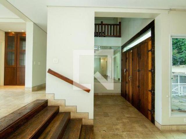 Casa à Venda Coração de Jesus, 5 Quartos, 523 m² Belo Horizonte
