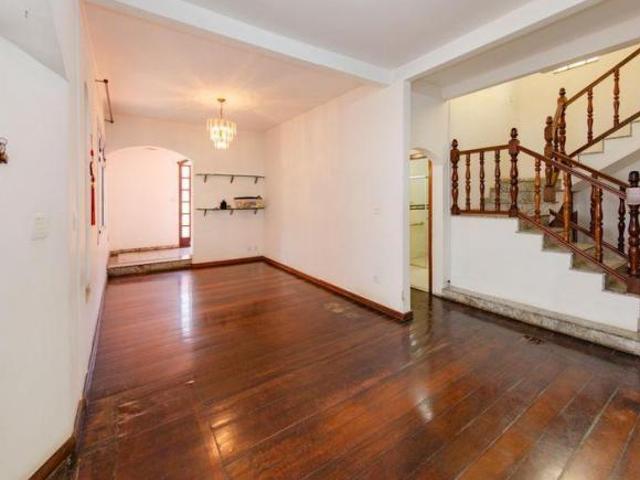 Casa à Venda Coração Eucarístico, 5 Quartos, 345 m2