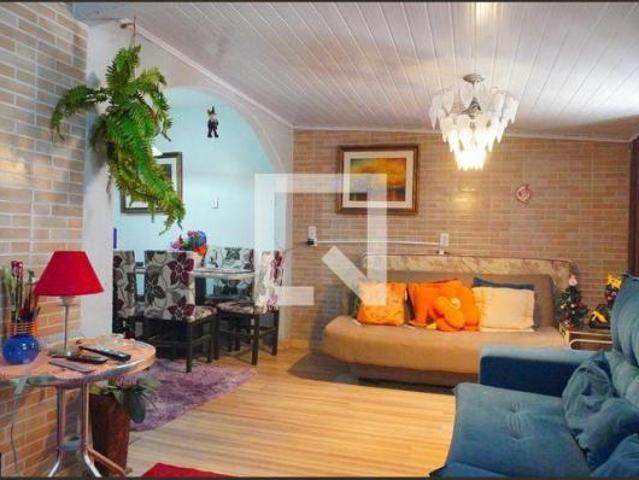 Casa à Venda Cavalhada, 2 Quartos, 70 m² Porto Alegre