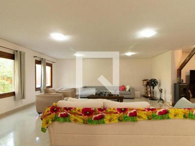 Casa à Venda Cavalhada, 3 Quartos, 600 m² Porto Alegre
