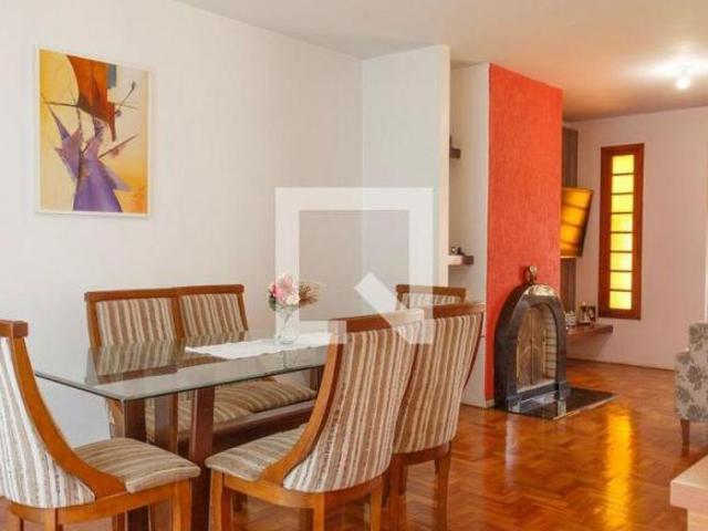 Casa à Venda Cavalhada, 3 Quartos, 200 m² Porto Alegre
