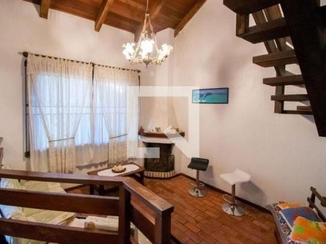 Casa à Venda Cavalhada, 3 Quartos, 219 m² Porto Alegre