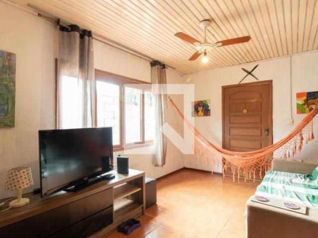 Casa à Venda Cavalhada, 3 Quartos, 240 m² Porto Alegre