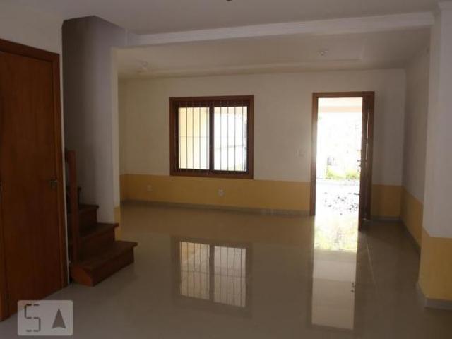 Casa à Venda Cavalhada, 3 Quartos, 260 m² Porto Alegre