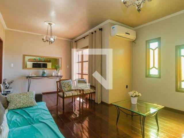 Casa à Venda Cavalhada, 3 Quartos, 350 m² Porto Alegre