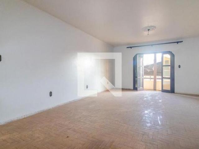 Casa à Venda Cavalhada, 4 Quartos, 150 m² Porto Alegre