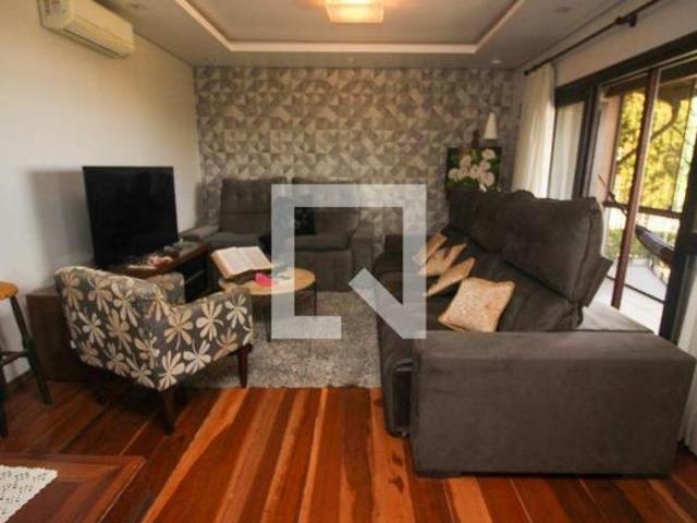 Casa à Venda Cavalhada, 4 Quartos, 292 m² Porto Alegre