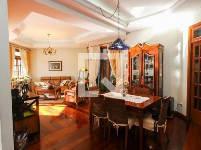 Casa à Venda Cavalhada, 4 Quartos, 300 m² Porto Alegre