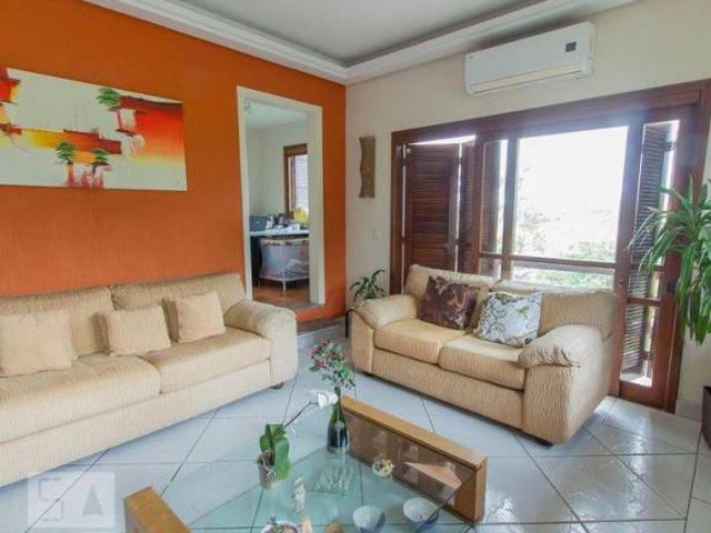 Casa à Venda Cavalhada, 4 Quartos, 304 m² Porto Alegre