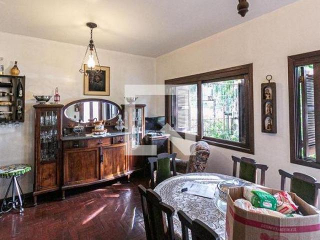Casa à Venda Cavalhada, 5 Quartos, 155 m² Porto Alegre
