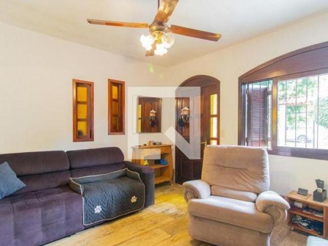 Casa à Venda Cavalhada, 5 Quartos, 300 m² Porto Alegre