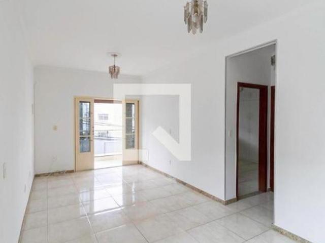 Casa à Venda Cabral, 2 Quartos, 240 m² Contagem