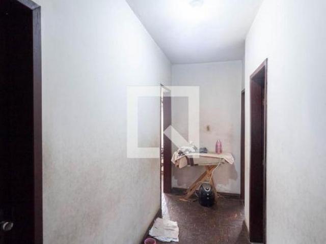 Casa à Venda Cabral, 3 Quartos, 360 m² Contagem