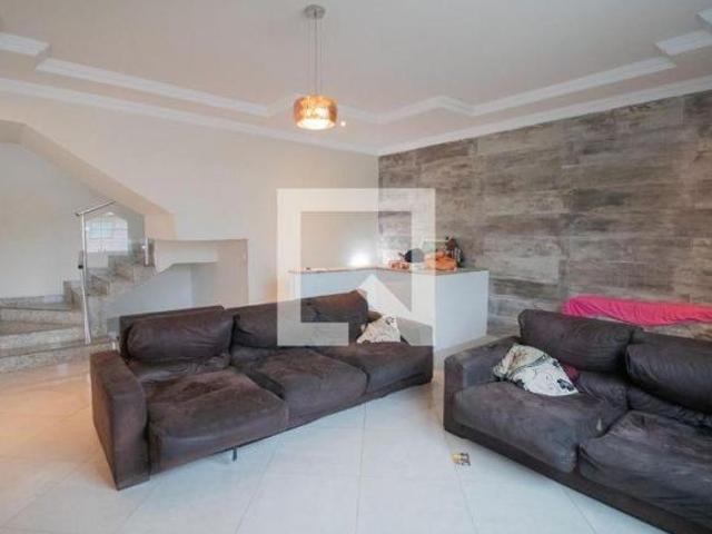 Casa à Venda Cabral, 4 Quartos, 343 m² Contagem