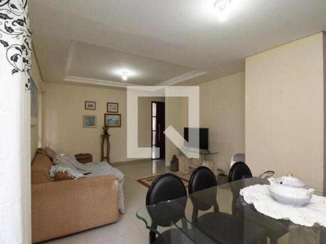 Casa à Venda Cachoeira, 3 Quartos, 120 m² Curitiba