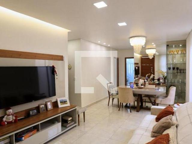 Casa à Venda Cachoeirinha, 3 Quartos, 190 m² Belo Horizonte