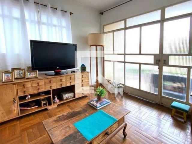 Casa à Venda Cachoeirinha, 3 Quartos, 360 m² Belo Horizonte
