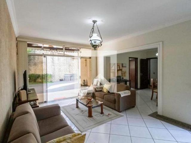 Casa à Venda Caiçaras, 3 Quartos, 222 m² Belo Horizonte