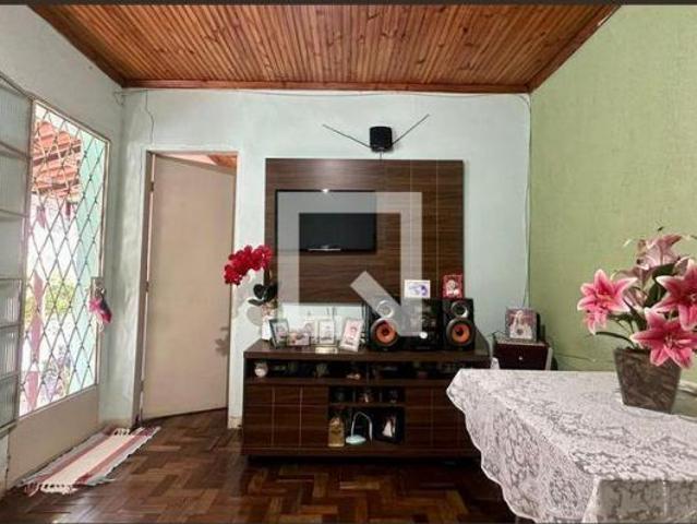 Casa à Venda Caiçaras, 2 Quartos, 130 m² Belo Horizonte