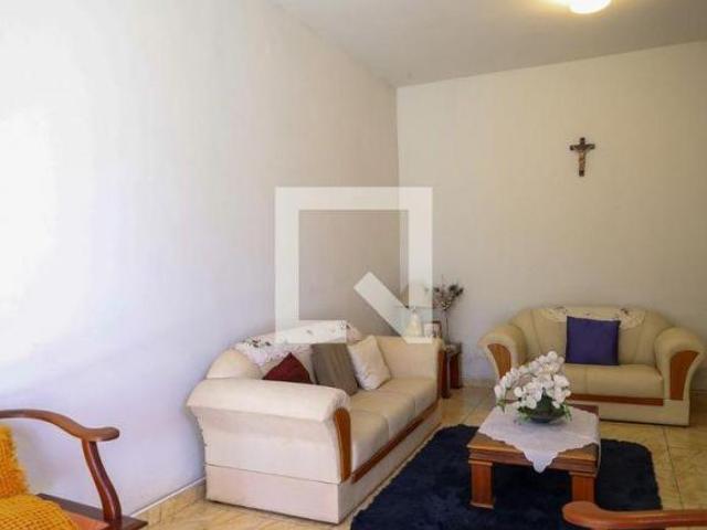Casa à Venda Caiçaras, 2 Quartos, 204 m2