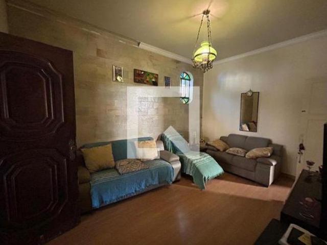 Casa à Venda Caiçaras, 4 Quartos, 215 m² Belo Horizonte