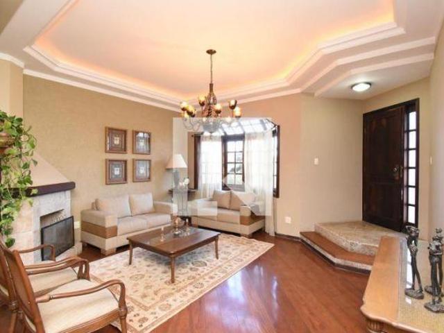 Casa à Venda Cajuru, 3 Quartos, 330 m² Curitiba
