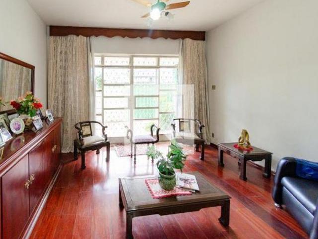 Casa à Venda Calafate, 3 Quartos, 249 m² Belo Horizonte