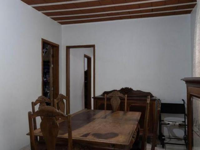 Casa à Venda Calafate, 3 Quartos, 270 m2