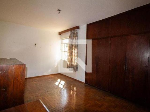Casa à Venda Calafate, 3 Quartos, 217 m² Belo Horizonte