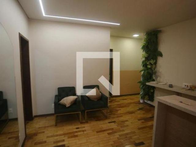Casa à Venda Calafate, 4 Quartos, 360 m² Belo Horizonte