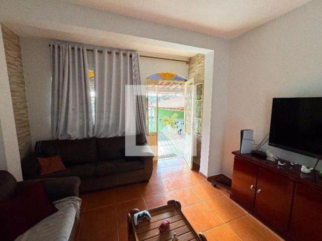 Casa à Venda California, 3 Quartos, 280 m2 Belo Horizonte