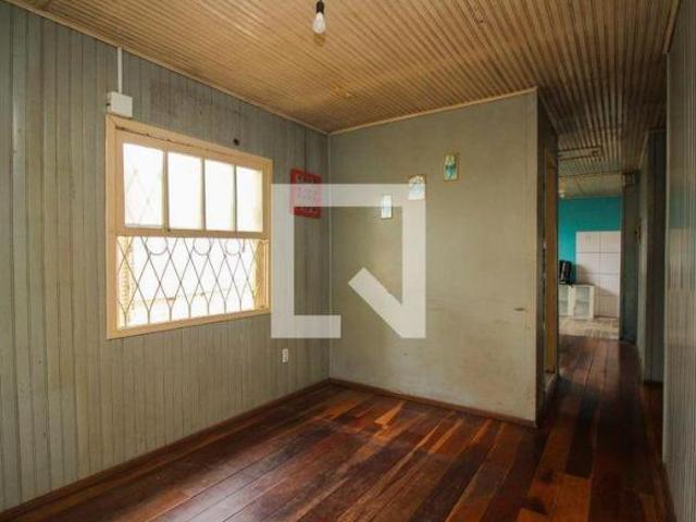 Casa à Venda Camaquã, 2 Quartos, 70 m² Porto Alegre