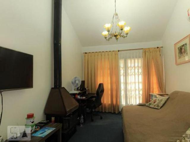 Casa à Venda Camaquã, 2 Quartos, 138 m² Porto Alegre
