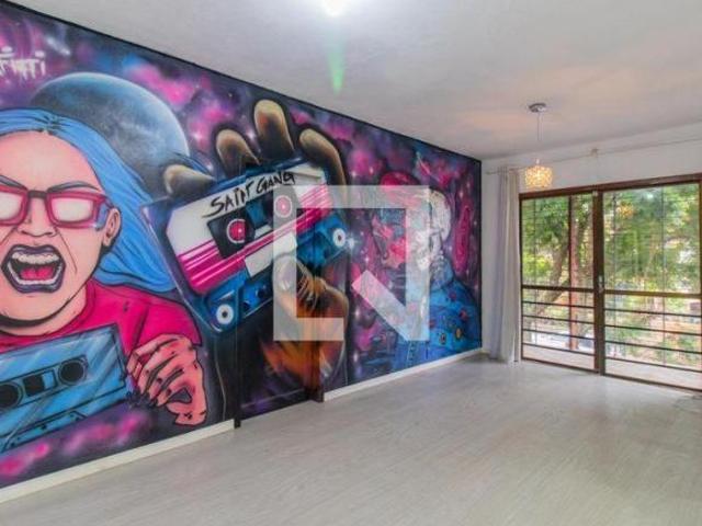 Casa à Venda Camaquã, 3 Quartos, 110 m² Porto Alegre