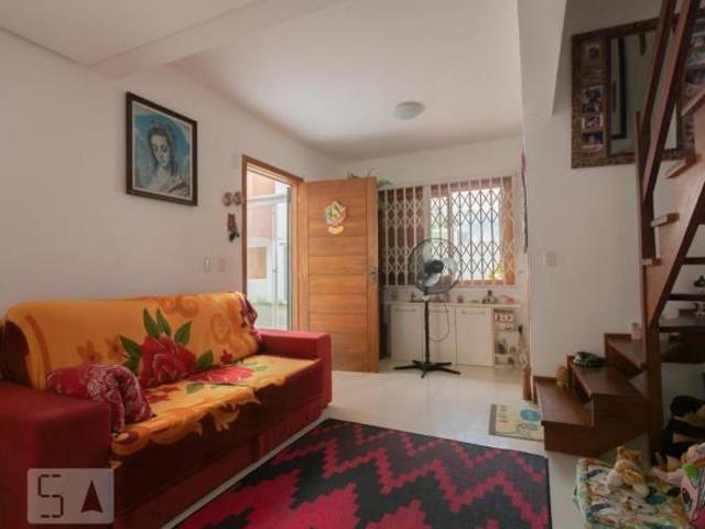 Casa à Venda Camaquã, 3 Quartos, 120 m² Porto Alegre