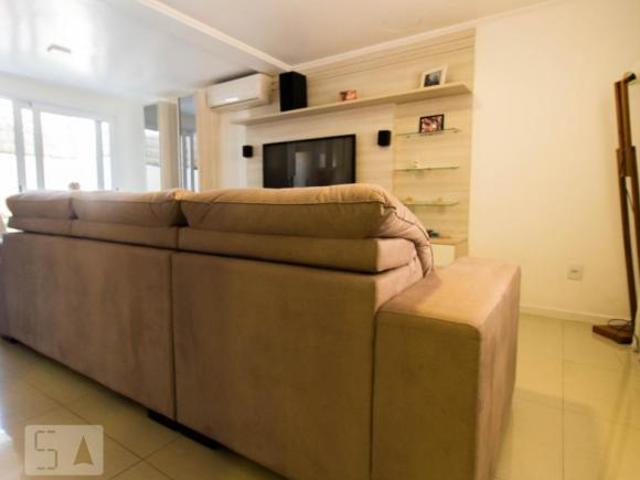 Casa à Venda Camaquã, 3 Quartos, 135 m² Porto Alegre