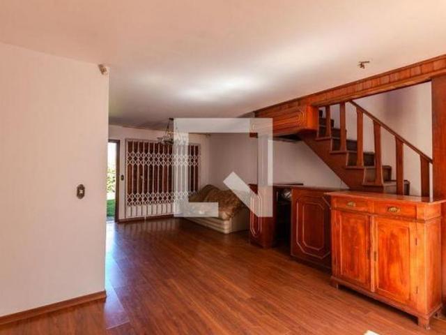 Casa à Venda Camaquã, 3 Quartos, 230 m² Porto Alegre