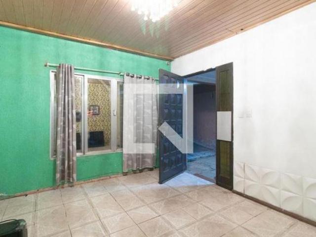 Casa à Venda Camaquã, 3 Quartos, 250 m² Porto Alegre