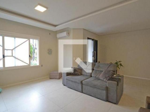 Casa à Venda Camaquã, 4 Quartos, 375 m² Porto Alegre