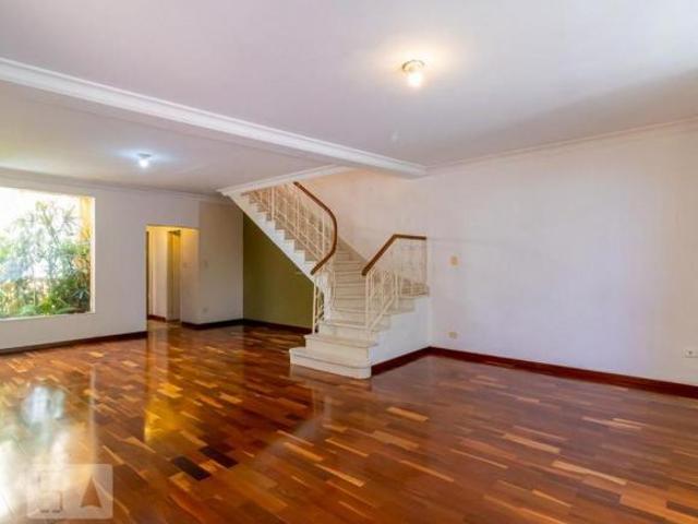 Casa à Venda Cambuci, 4 Quartos, 180 m2