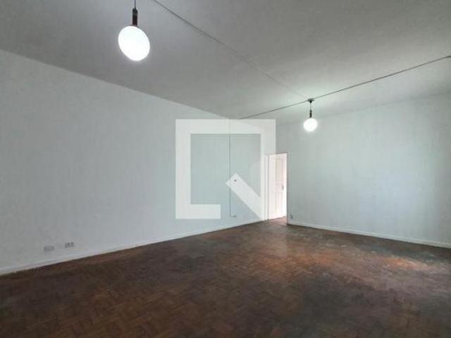 Casa à Venda Cambuci, 4 Quartos, 200 m2